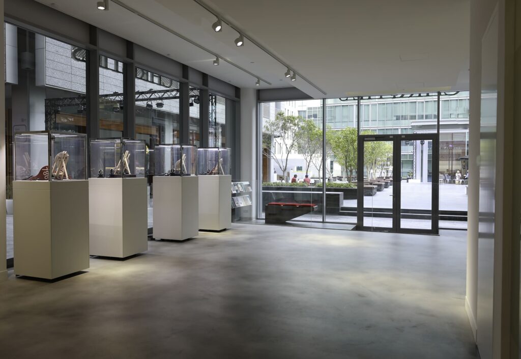 Christies`s Ofiice Interior design | KG Design | Office Fit-out | Renovation